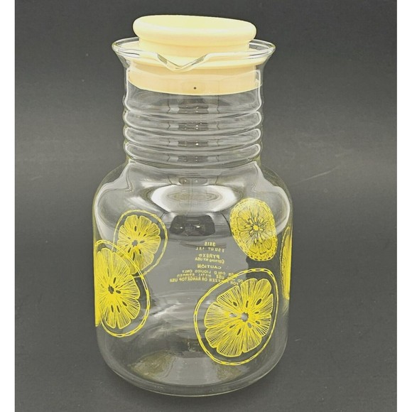 Pyrex | Dining | Vintage Pyrex Glass Juice Pitcher Carafe With Lid 5 L ...